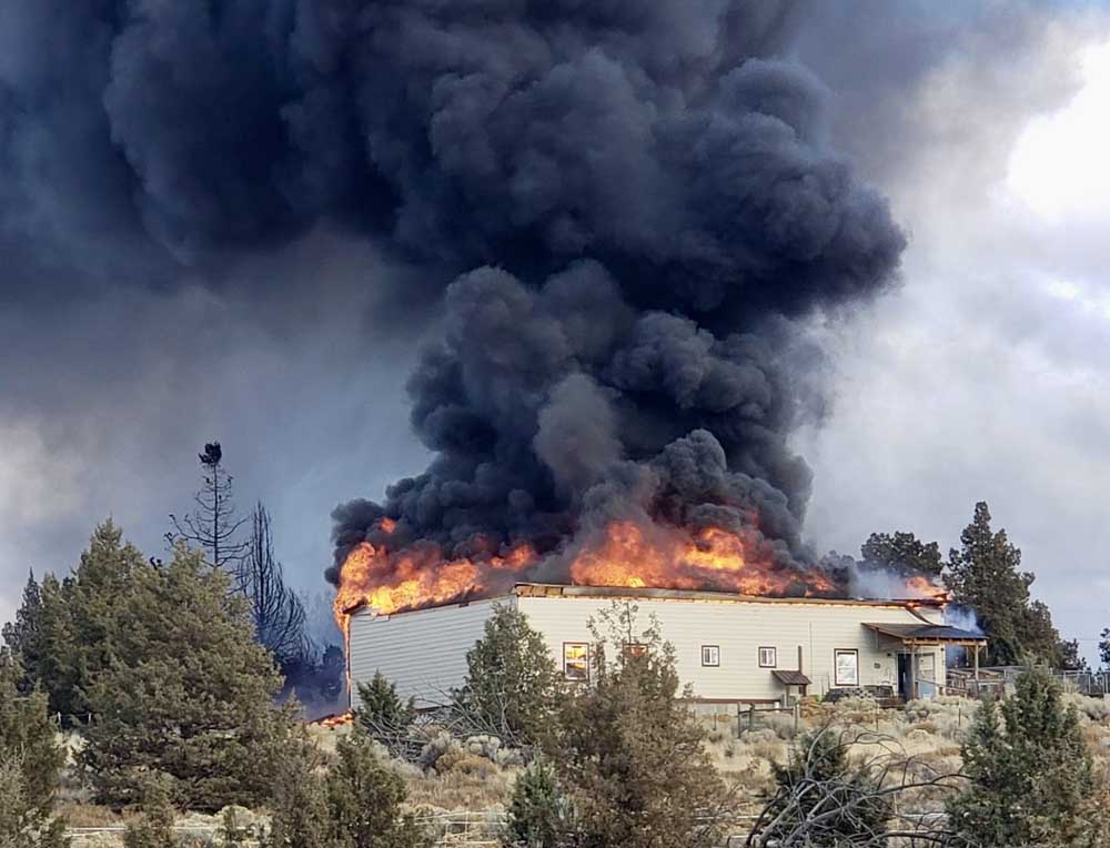 Fire destroys Crooked River Ranch shop building | Redmond Spokesman