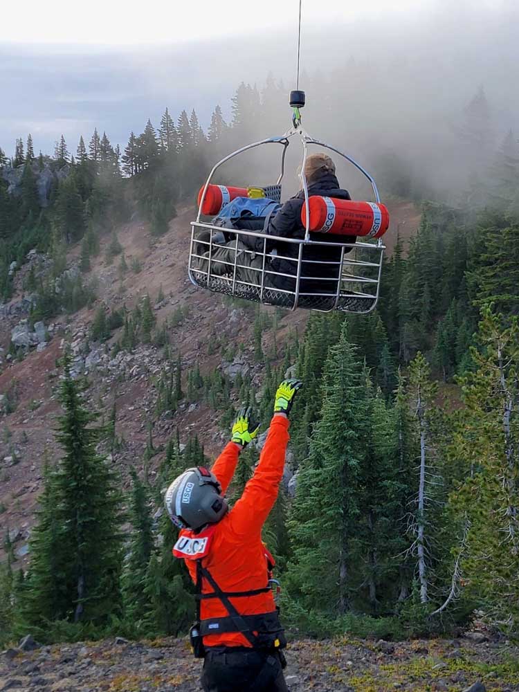 Redmond hunter evacuated from Mt. Jefferson Wilderness after medical issue | Redmond Spokesman