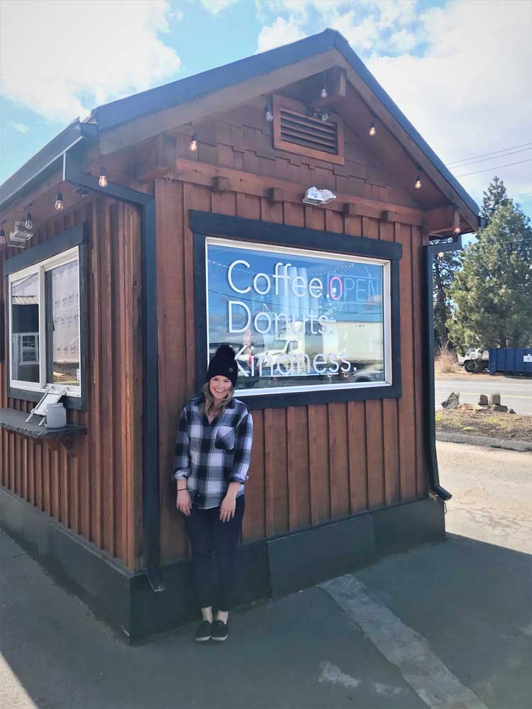 Redmond coffee shop expands south | Redmond Spokesman